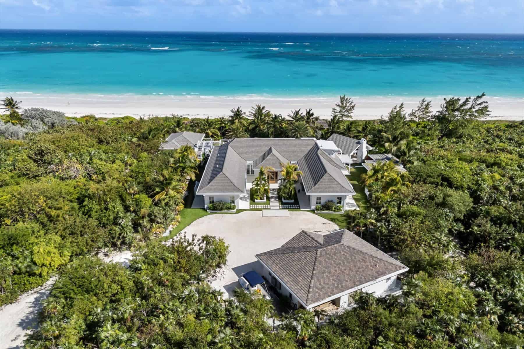 Beautiful 6-Bedroom Home in Bahamas