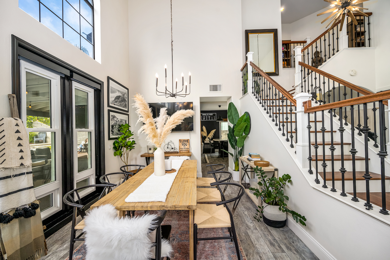 Entertain Guest with Style in this Immaculate & Inspired Farmhouse Home ...